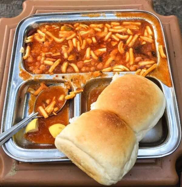 Spicy Misal Pav: A Mouth-Watering Maharashtrian Delight
