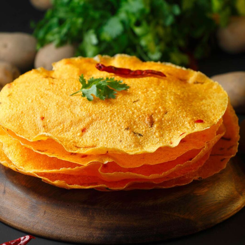 स्वादिष्ट आलू पापड़ बनाने की रेसिपी | Aloo papad recipe in hindi